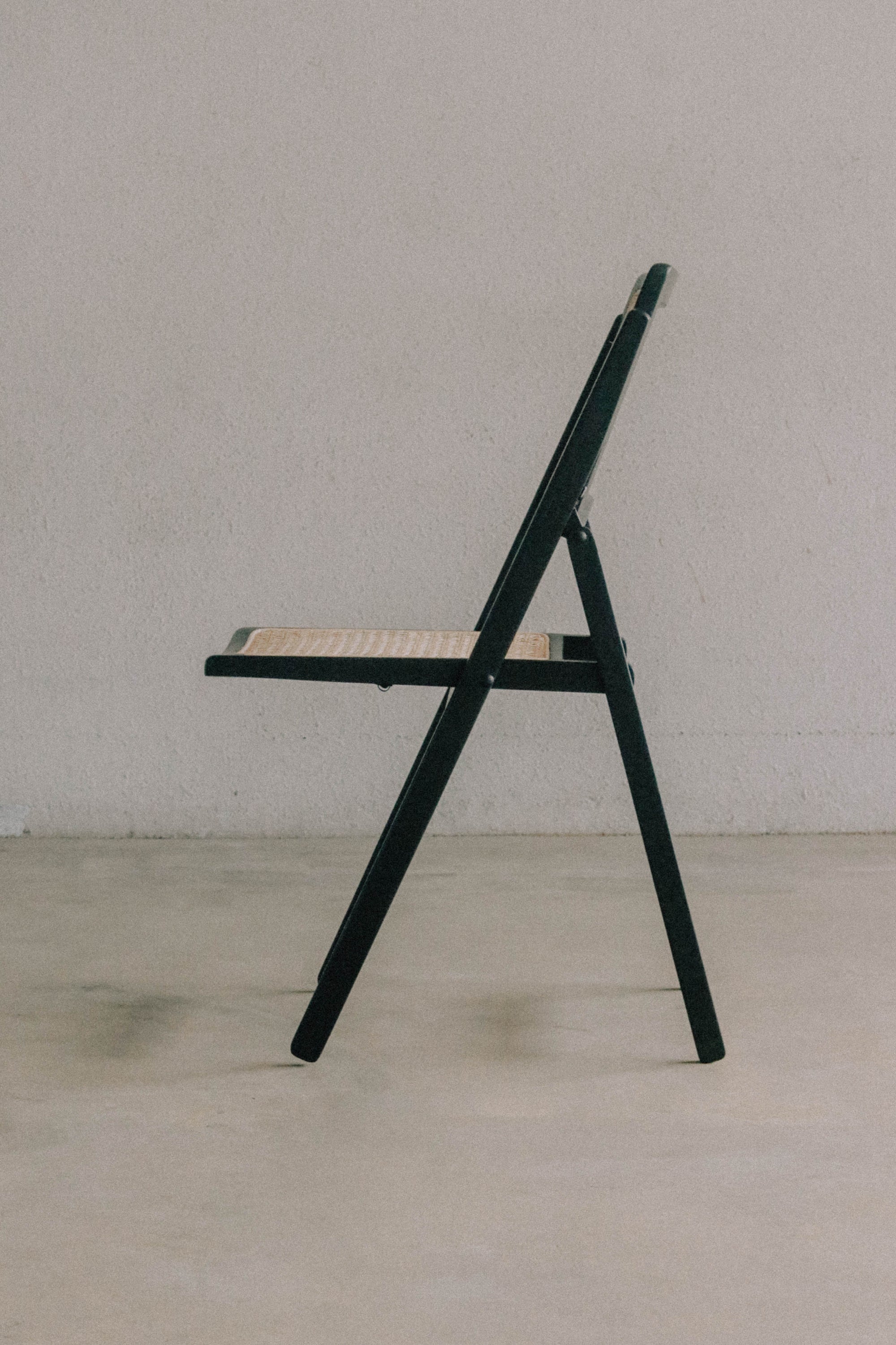 Pauline Foldable Chair — Black – PALMA